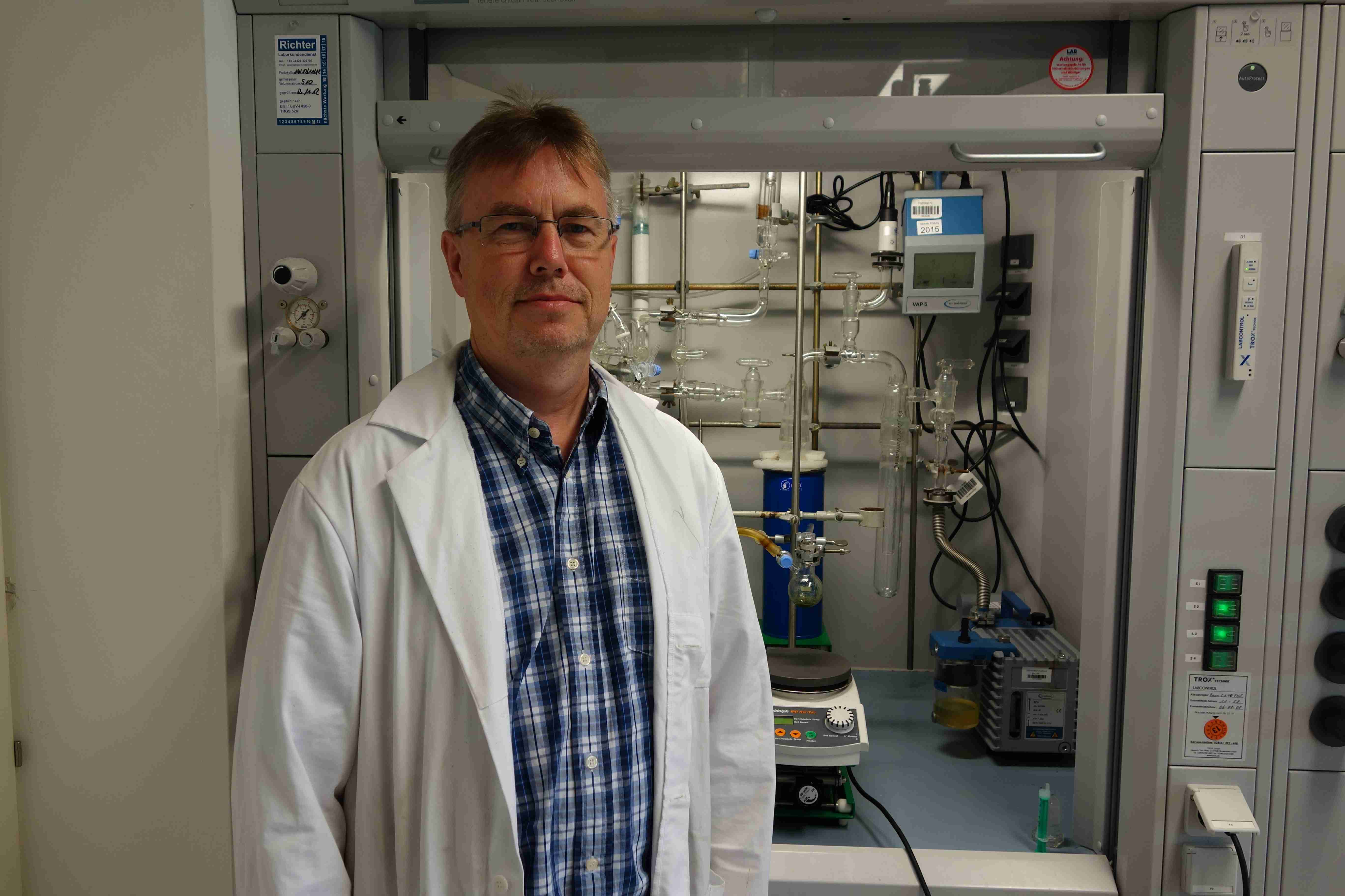 Arbeitsgruppe - Anorganische Chemie - Universität Rostock